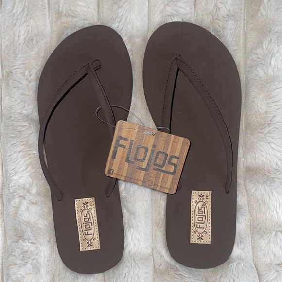 Flojos | Shoes | New Flojos Dark Brown Sandals The Most Comfy Slipper ...